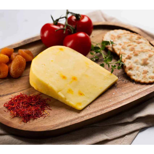 Blas ar Fwyd Website - Usk Valley Cheese Company, Roman Gold, 200g